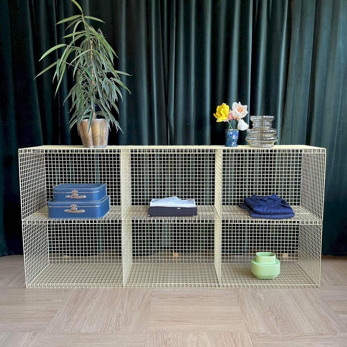 Kalager Design - GRID SHOWCASE, Dansk Design Reol